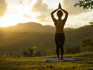5 Yoga poses to fix poor posture – wellnesstopics.net